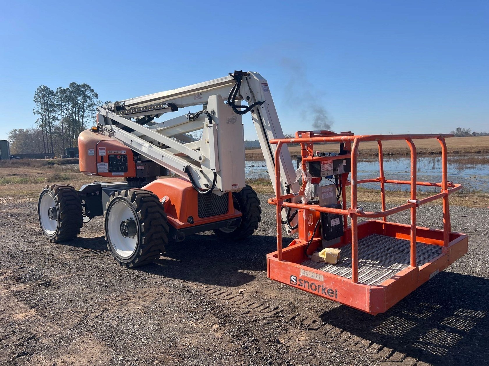 2023 SNORKEL A46JRT ROUGH TERRAIN BOOM LIFT