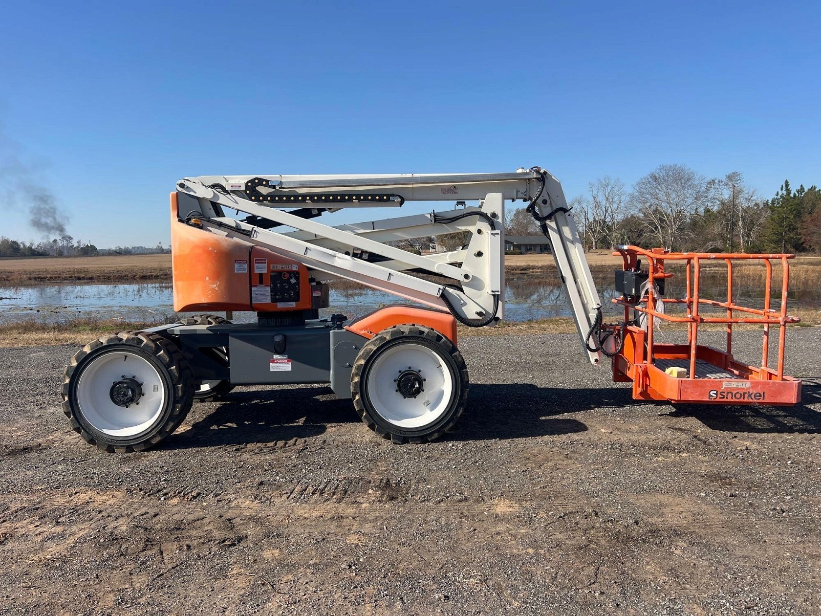 2023 SNORKEL A46JRT ROUGH TERRAIN BOOM LIFT