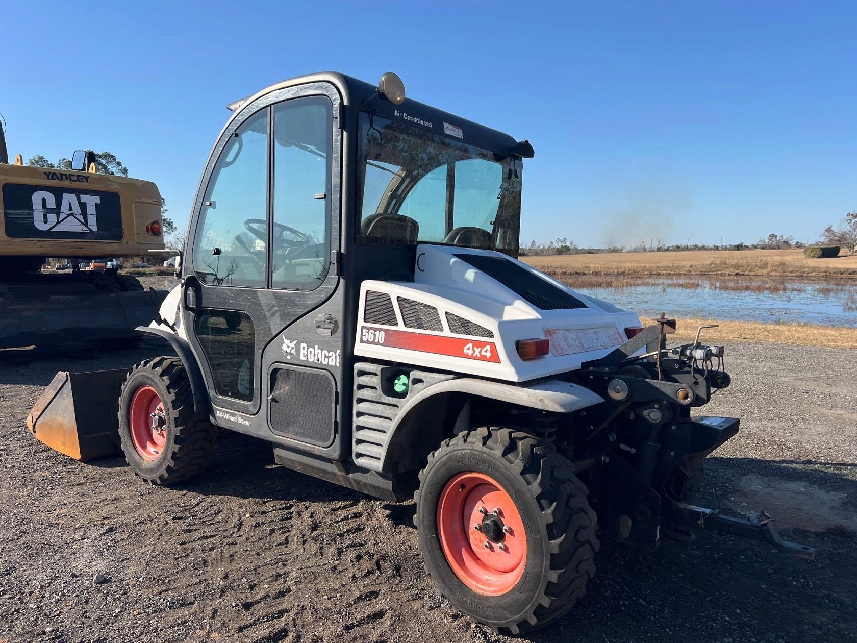 2010 BOBCAT TOOLCAT 5610 UTILITY WORK MACHINE