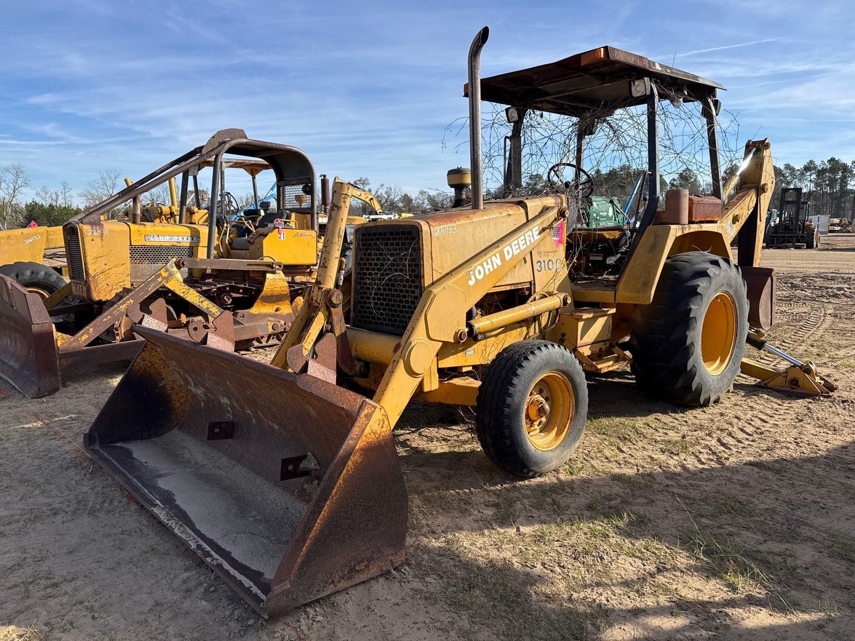 (INOP) 1986 JOHN DEERE 310C BACKHOE