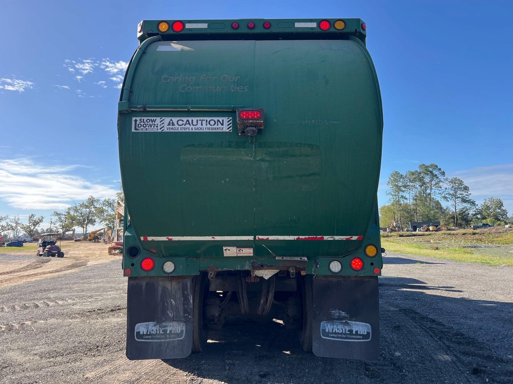 2014 MACK ELITE LEU613 GARBAGE TRUCK